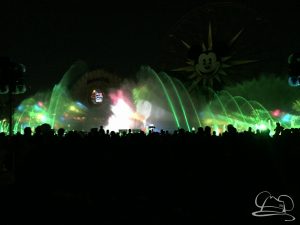 World of Color - Season of Light Brightens Up the Holidays at the ...