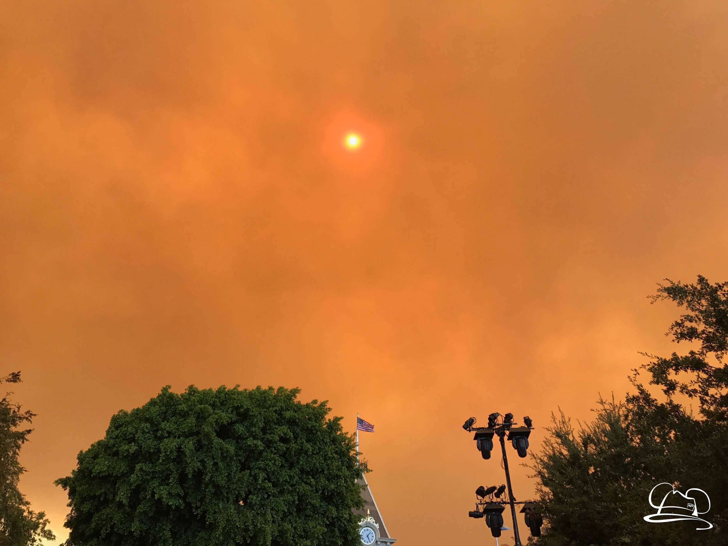 Local Wildfires Cloud Disneyland - Safety Tips for a Smokey Day at ...