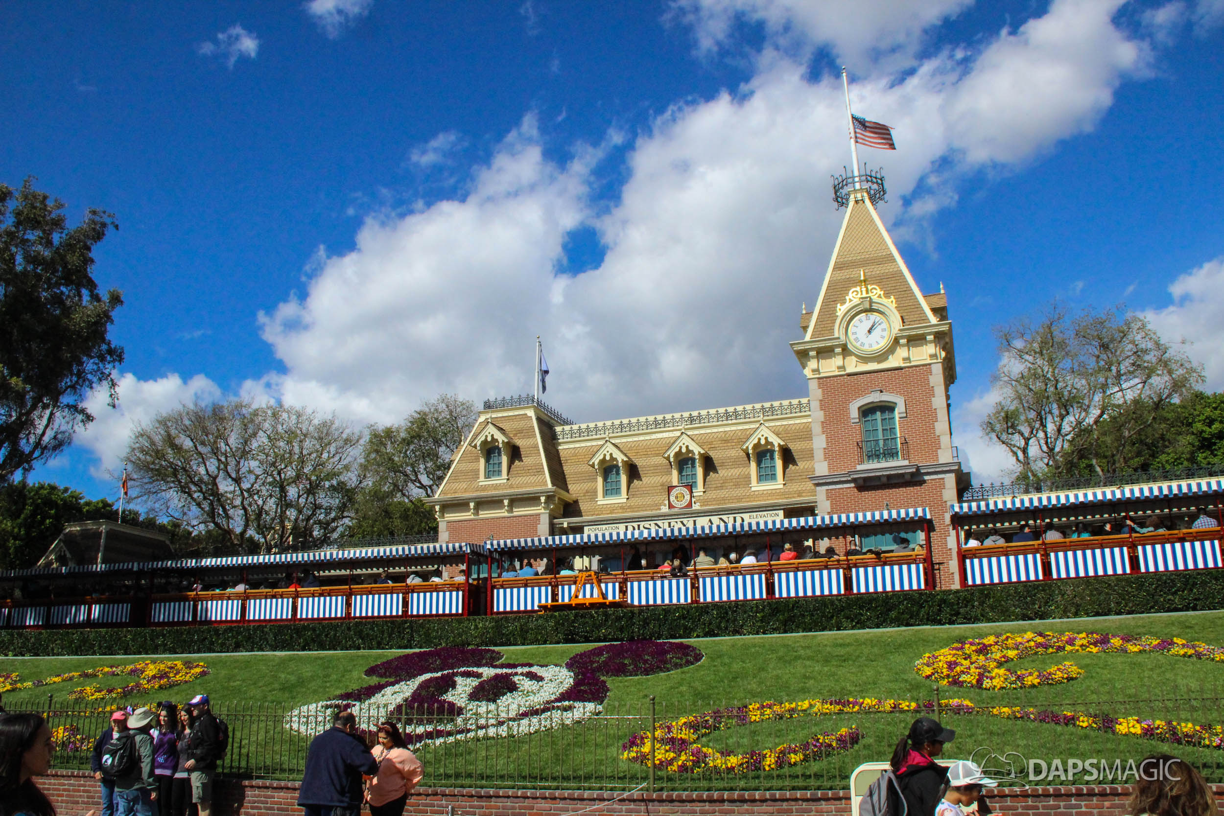 Walls Come Down Around Disneyland’s Hub as Spring Arrives ~ Daps Magic