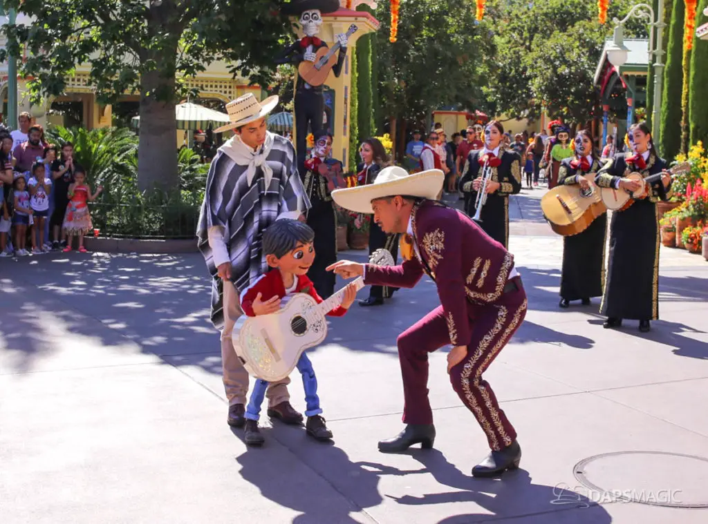 The Story of ‘Coco’ is Coming to Epcot This Spring Courtesy of the ...