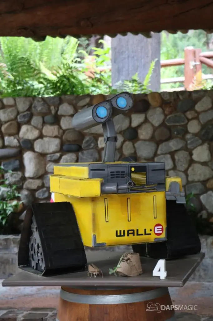 See How Disneyland Resort Cast Members Celebrate Earth Day - By ...