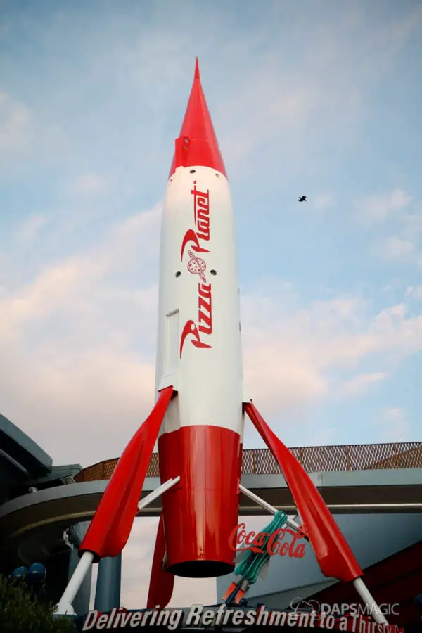 Renovated Alien Pizza Planet Reopens in Tomorrowland at the Disneyland ...