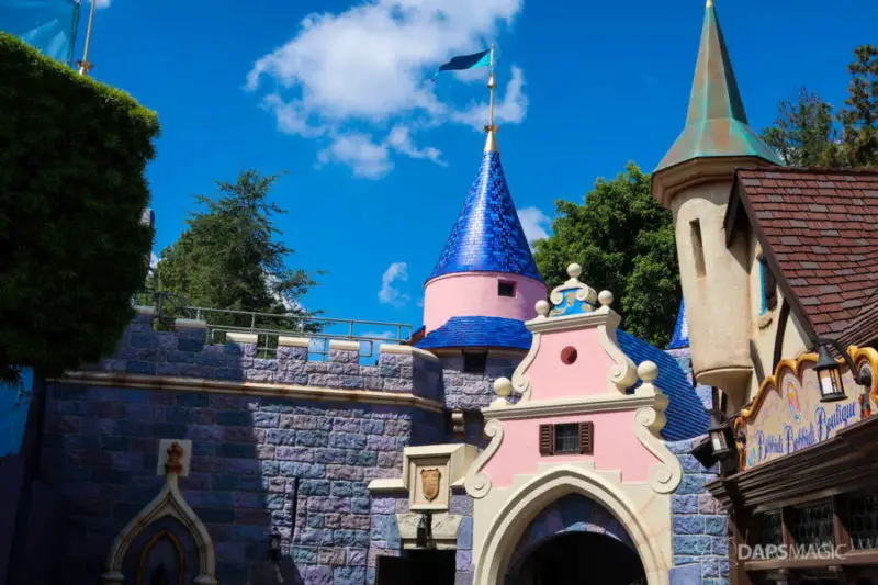 New Castle Color Scheme Revealed at Disneyland Resort Ahead of Star ...