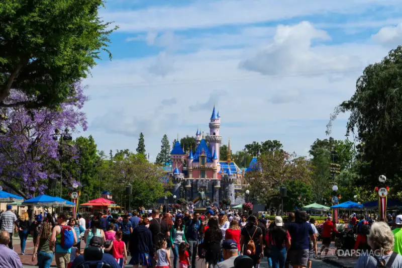 New Castle Color Scheme Revealed at Disneyland Resort Ahead of Star ...