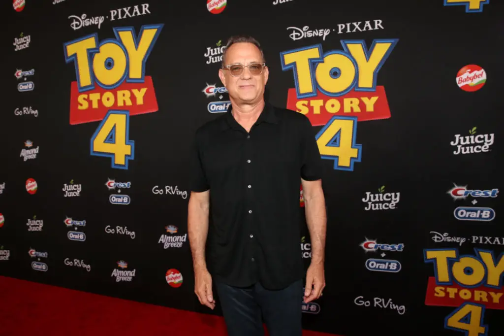 PICTORIAL: Toy Story 4 Stars Walk Red Carpet at El Capitan Theatre for ...