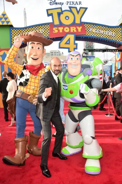 PICTORIAL: Toy Story 4 Stars Walk Red Carpet at El Capitan Theatre for ...