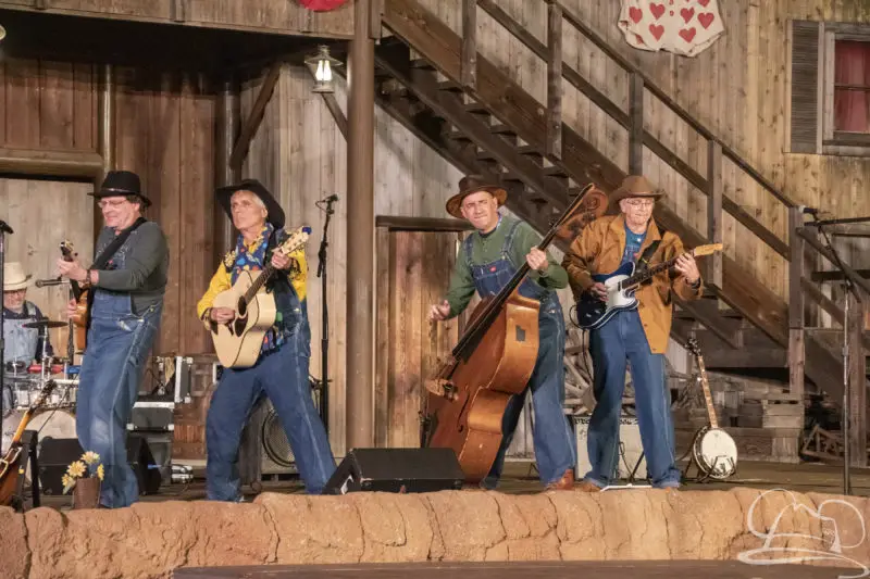 Peanuts Celebration 2020 at Knott's Berry Farm Brings Great Family Fun ...