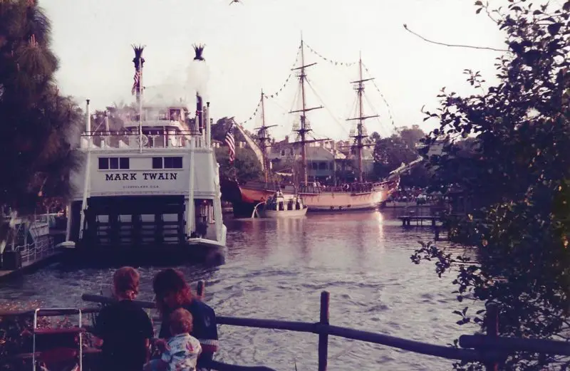 An Annual Pass, the Disney Decade and a Day at the Park - 30 Years Ago ...