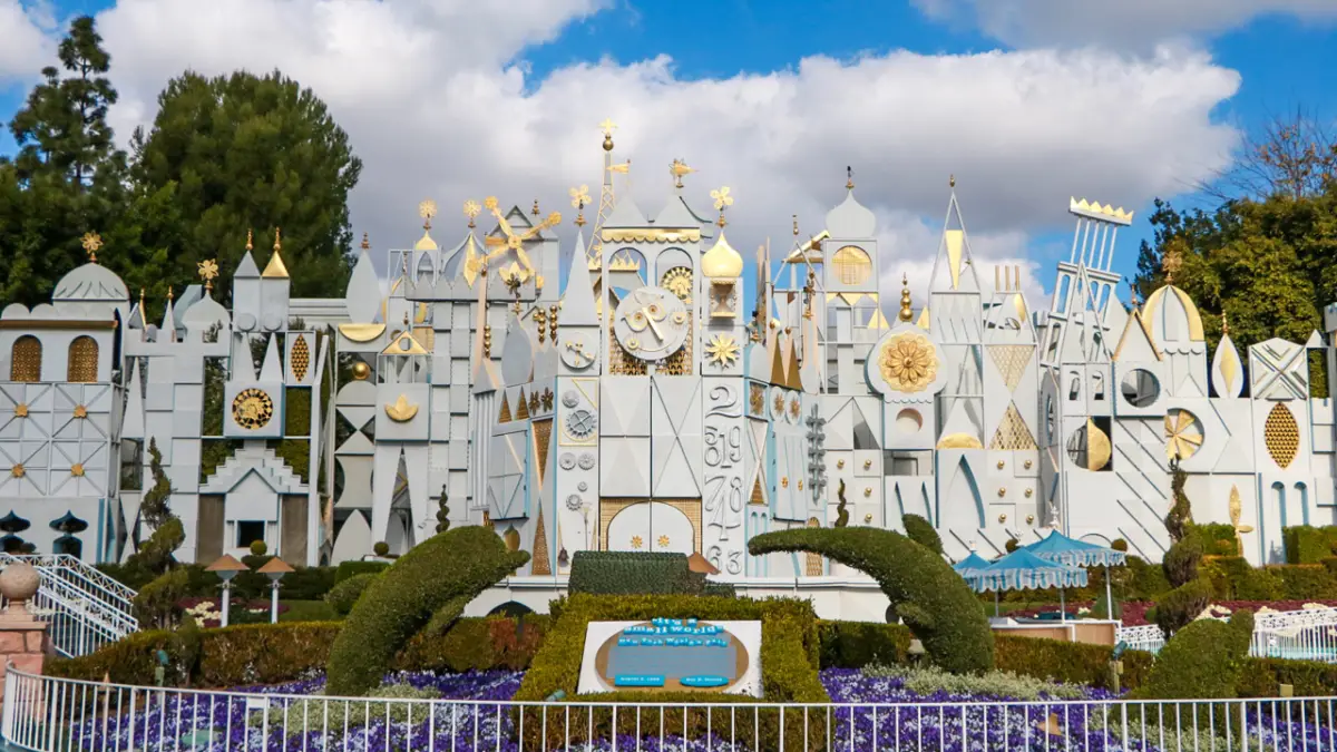 The Evolution of "it's a small world": From the World's Fair to Disneyland