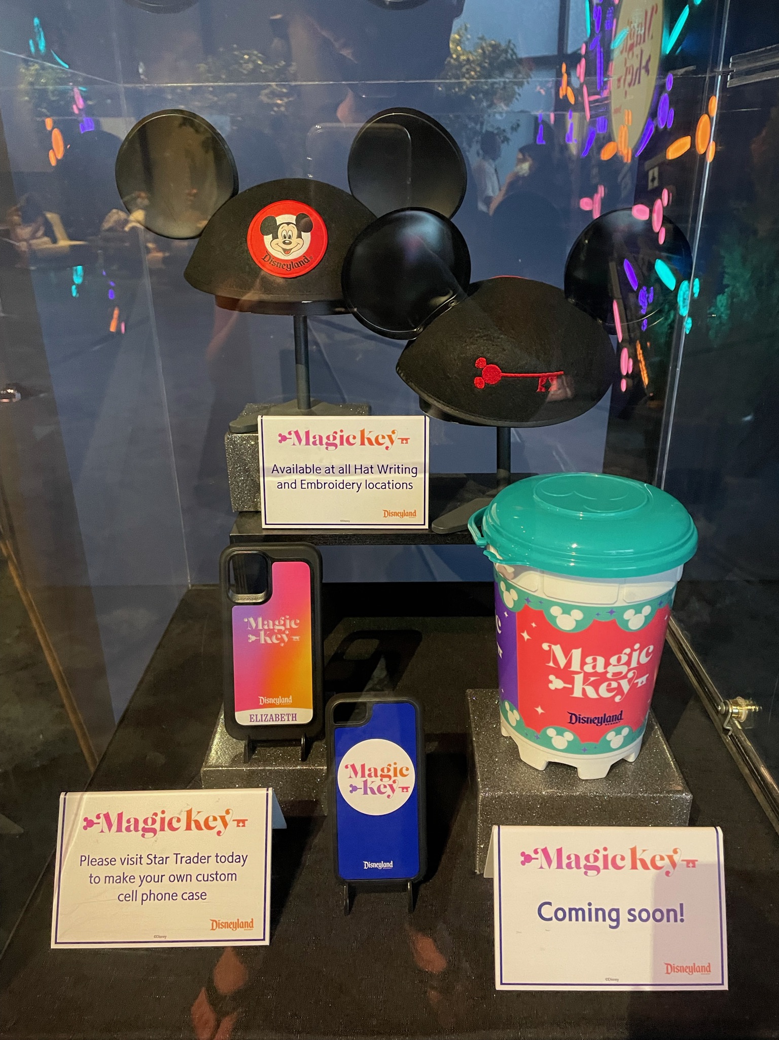 Magic Key Lounge Now Open in Tomorrowland at Disneyland