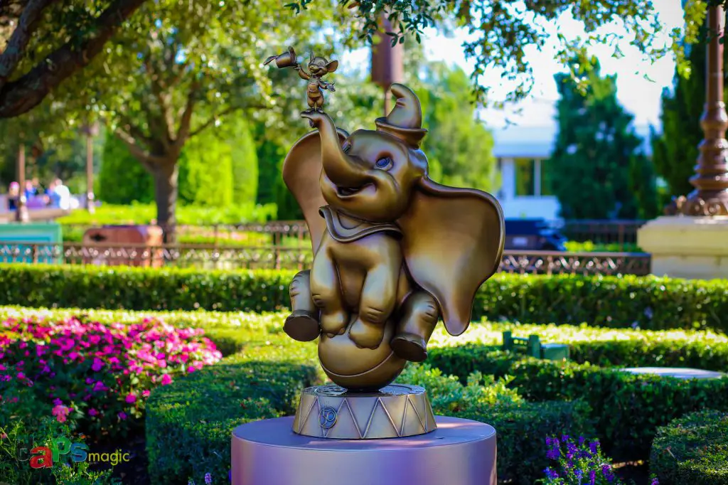 Check Out the Complete Disney Fab 50 Character Collection at Walt ...