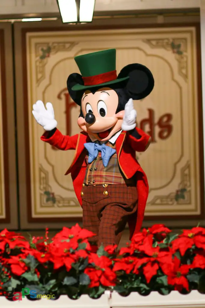 The Muppets Light Up Disney Merriest Nites at Disneyland with The ...