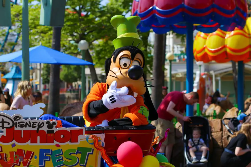 Disney Junior Fun Fest Kicks off With Party Parade at Disney California ...