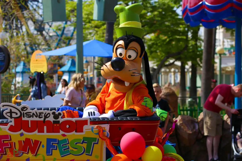 Disney Junior Fun Fest Kicks off With Party Parade at Disney California ...