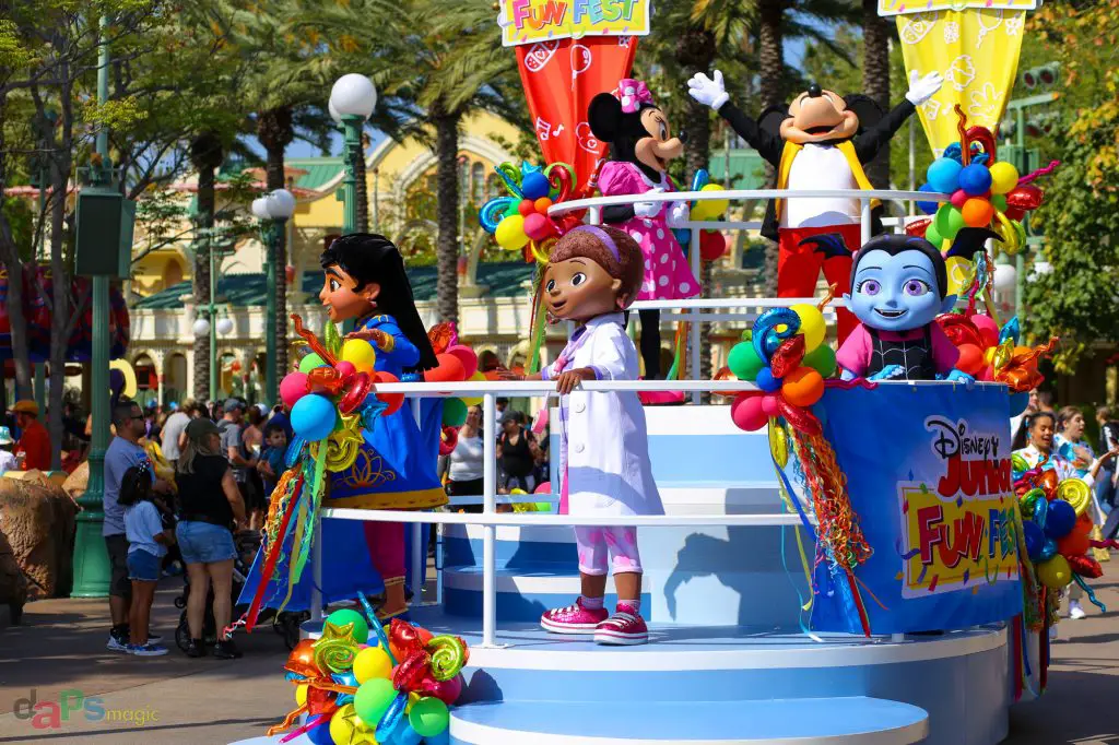 Disney Junior Fun Fest Kicks off With Party Parade at Disney California ...