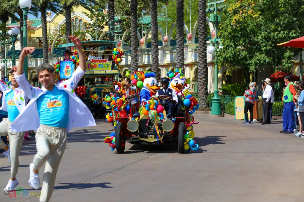 Disney Junior Fun Fest Kicks off With Party Parade at Disney California ...