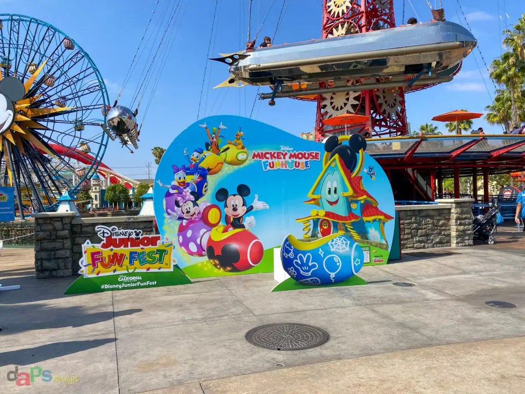 Disney Junior Fun Fest Kicks off With Party Parade at Disney California ...