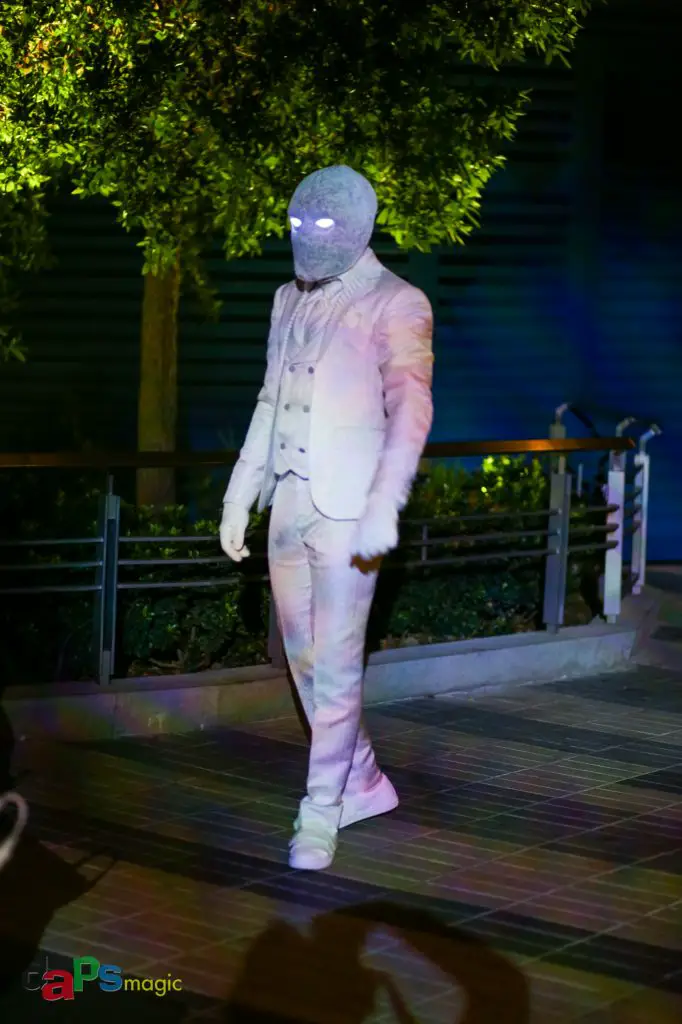 Mr. Knight from Marvel Studios' Moon Knight Arrives at Disney ...