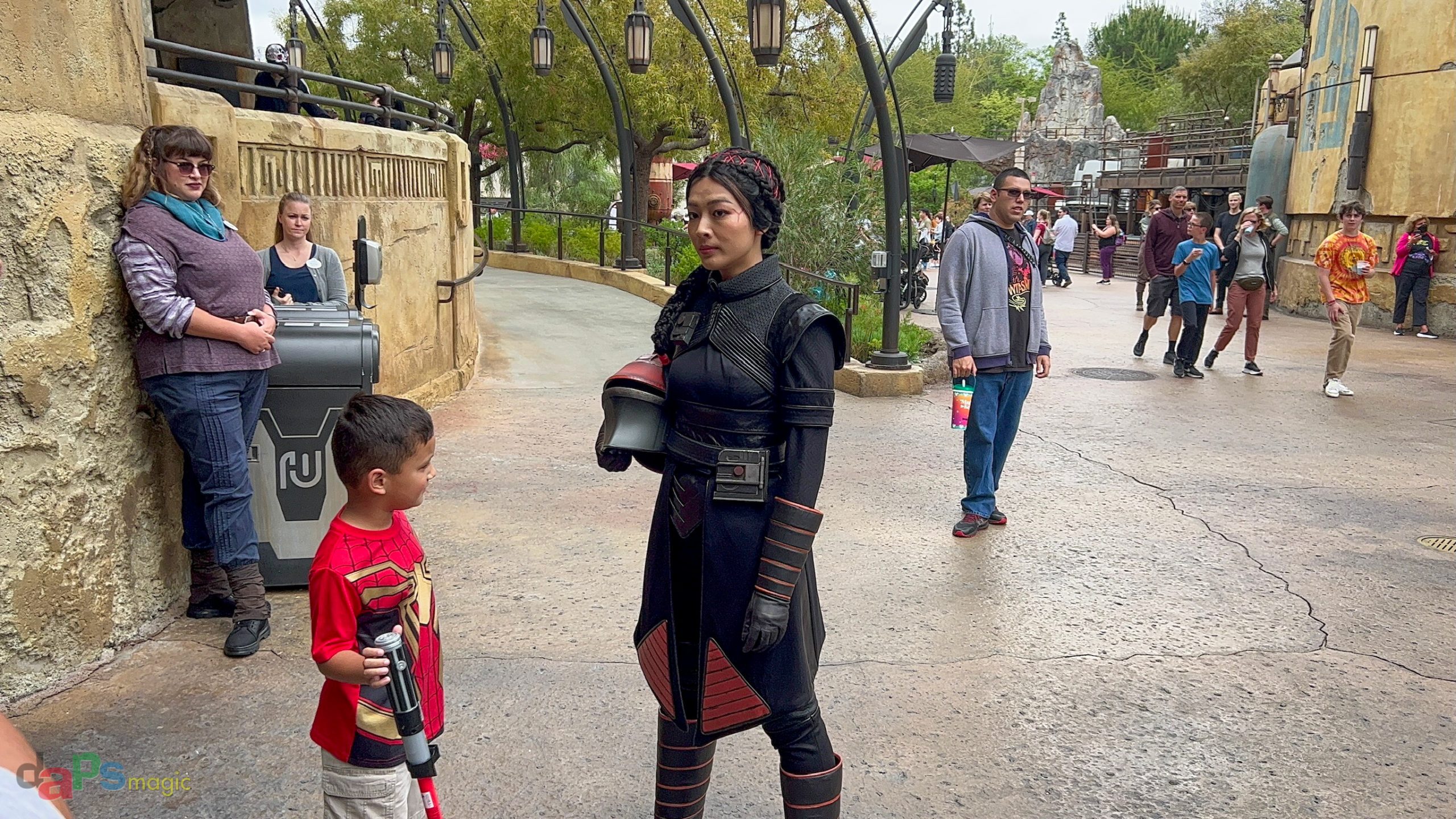 Boba Fett and Fennec Shand Arrive at Star Wars: Galaxy's Edge at Disneyland