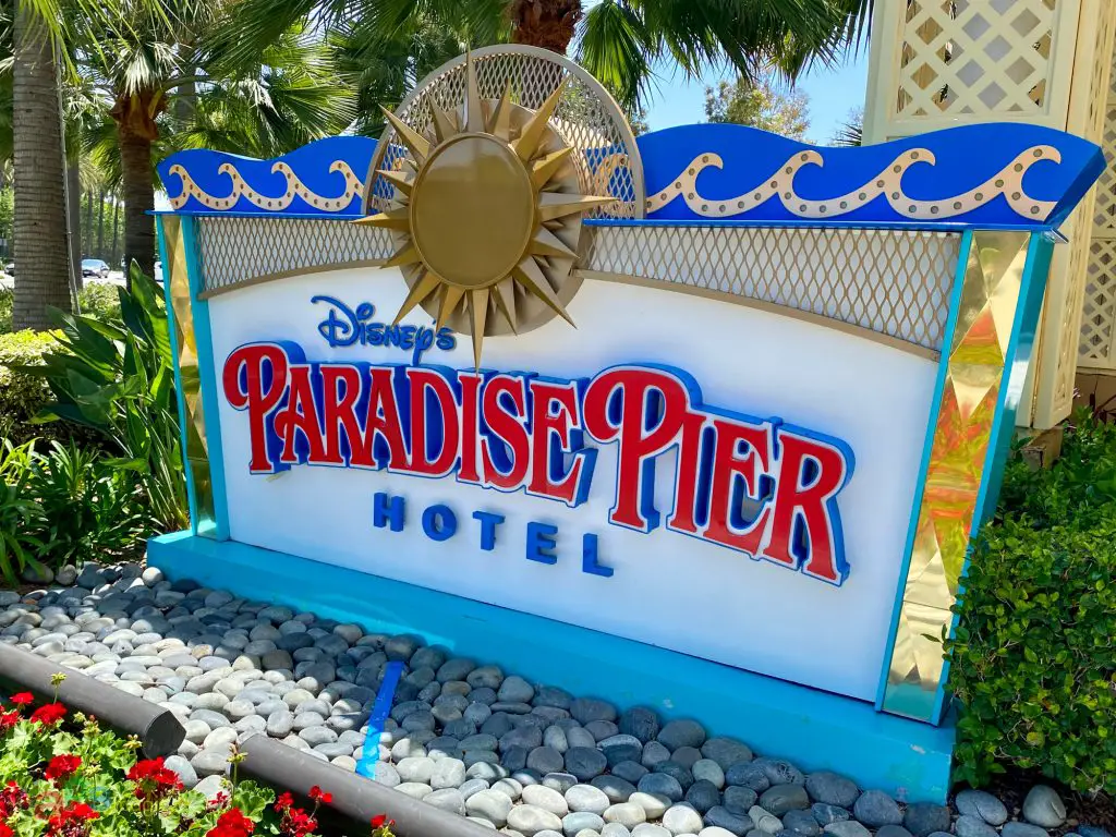 A Tour of Disney's Paradise Pier Hotel Before Pixar Makeover