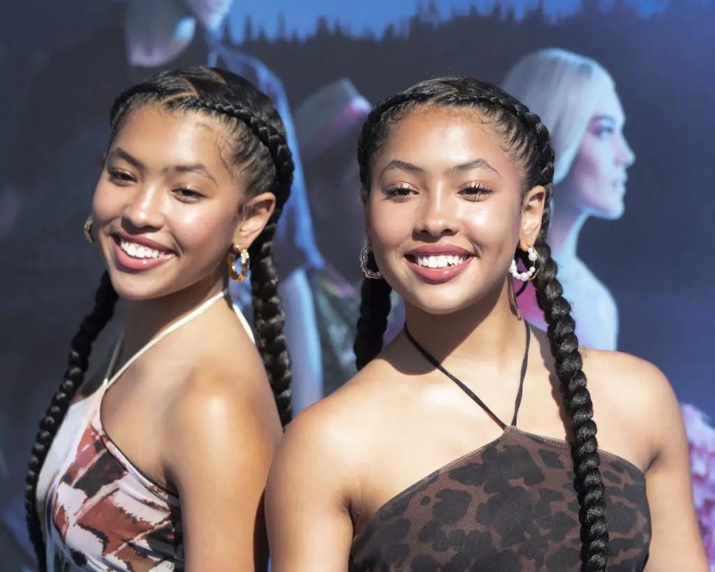 Pictorial: "Zombies 3" Cast Attend Out-of-This-World Premiere