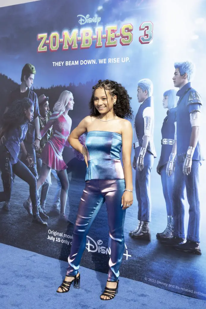 Pictorial: "Zombies 3" Cast Attend Out-of-This-World Premiere