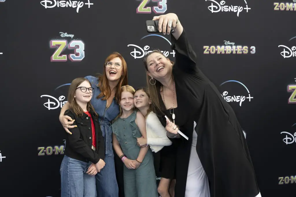 Pictorial: "Zombies 3" Cast Attend Out-of-This-World Premiere