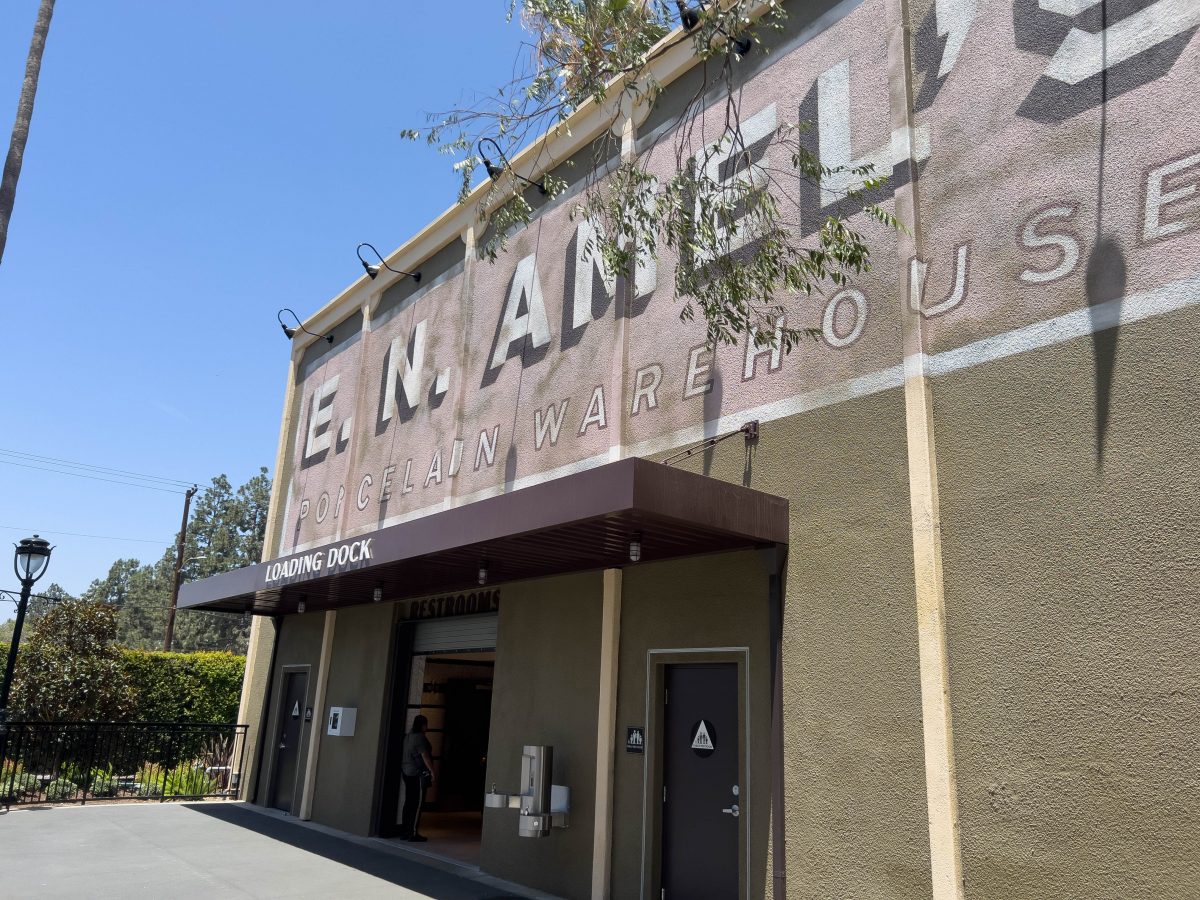 Knott's Berry Farm's New Prop Shop Pizzeria