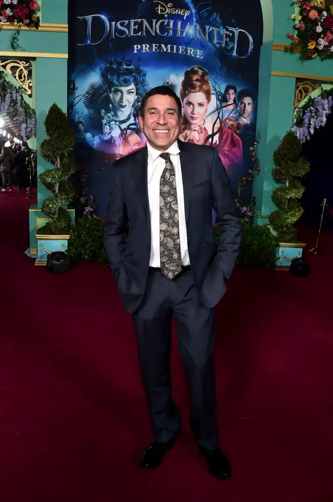 Pictorial: "Disenchanted" Hollywood Premiere Kicks Off Holiday Season