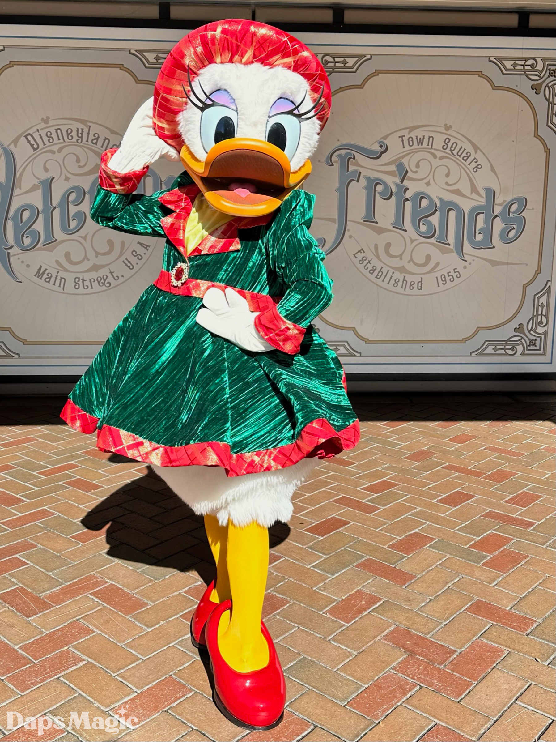 Daisy Duck Debuts New Holiday Outfit at Disneyland