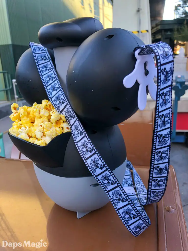 Day Twenty-Three: Iconic Disney Food – 24 Days of Thanksgiving