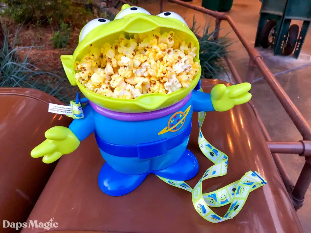 Day Twenty-Three: Iconic Disney Food – 24 Days of Thanksgiving