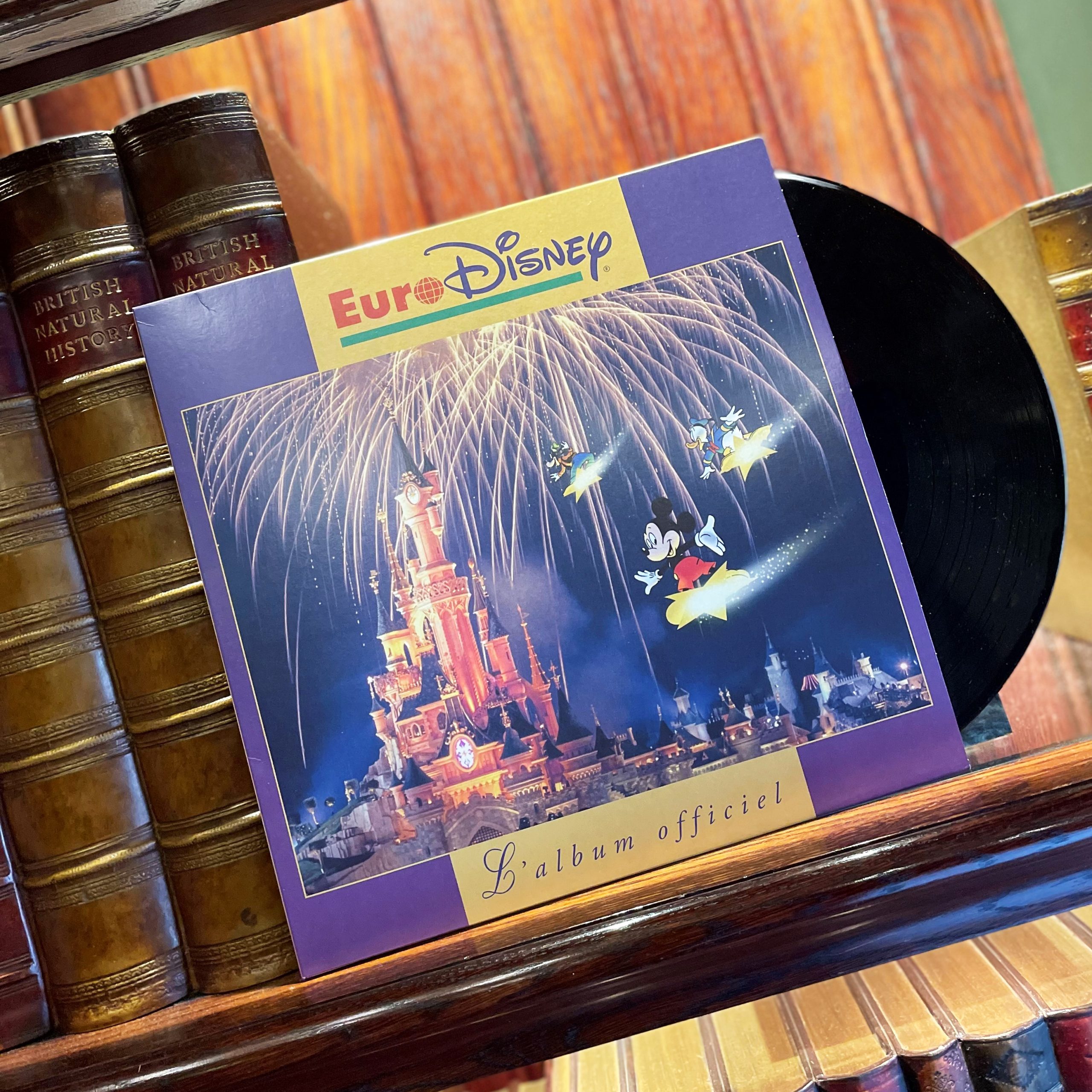 'Euro Disney L’Album Officiel' Released at Disneyland Paris