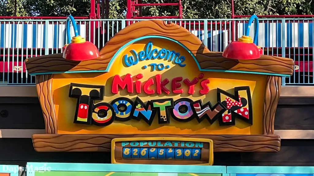 Updated Entrance Sign Arrives For Mickey's Toontown at Disneyland