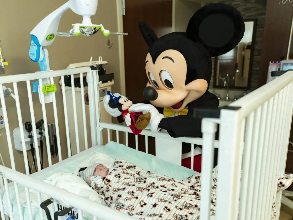 Walt Disney World Resort Delivers Joy to Children’s Hospitals Across ...
