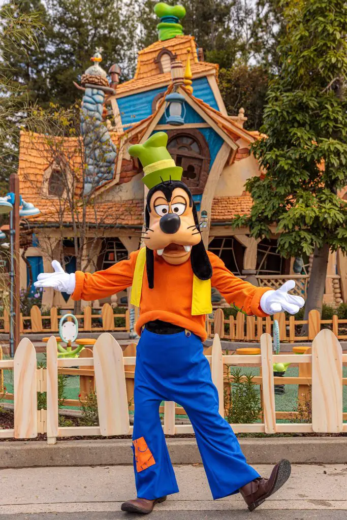 New Character and a New Look for Mickey Mouse will Debut When Mickey's ...