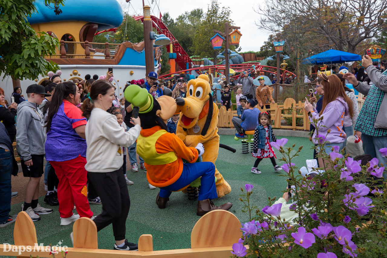 Mickey's Toontown - The Place for Play!