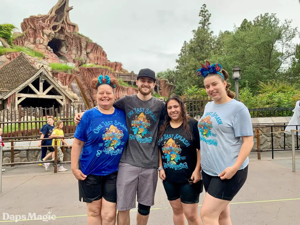 Fans Take Final Splash on Splash Mountain's Final Day at Disneyland