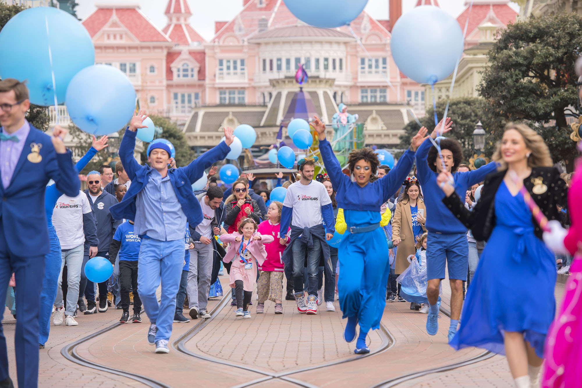 Take a Look at How Disneyland Paris Celebrated World Wish Day!
