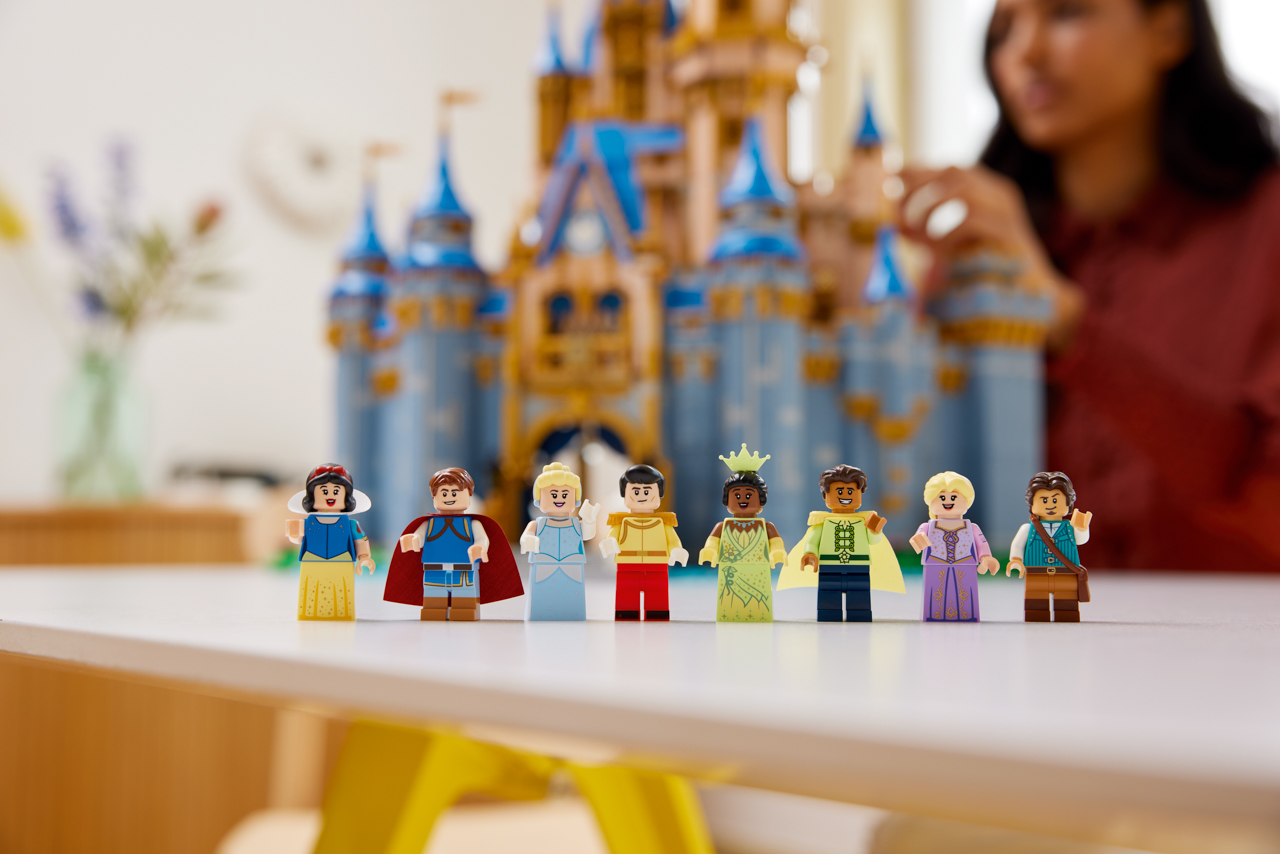 LEGO | Disney Castle Announced as Disney100 Continues