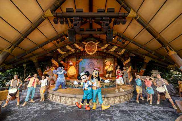 The Ultimate Guide to a Wildly Fun Summer at Hong Kong Disneyland ...