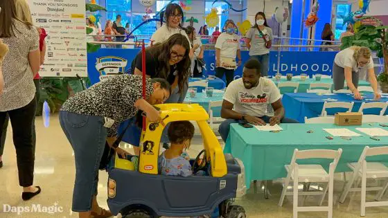 Spreading Smiles: Minnie Walk Unites Disney and Community in Bringing ...