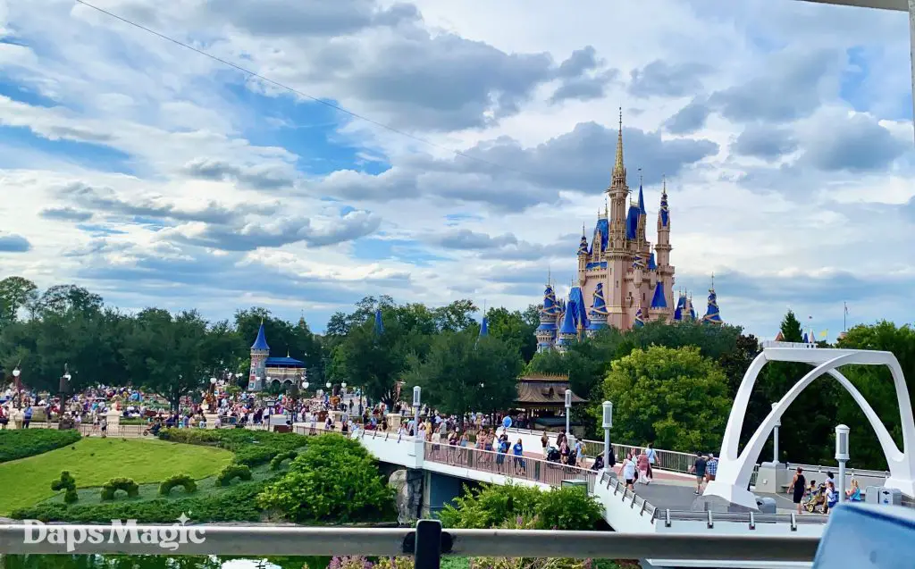 Summer Savings! VIP Tours of Walt Disney World 20% Off for Disney ...