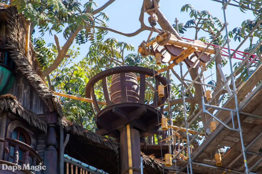 Work Continues on Adventureland Treehouse at Disneyland