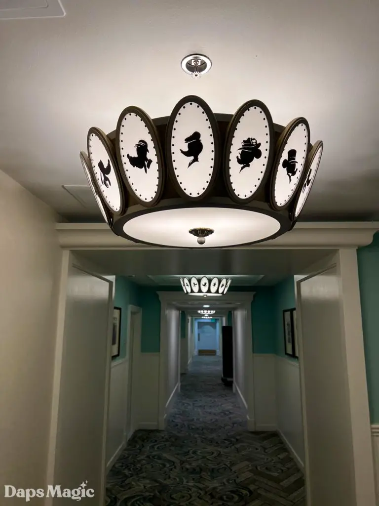 Photos/Video: Tour of Disney's Boardwalk Inn Room and Concierge