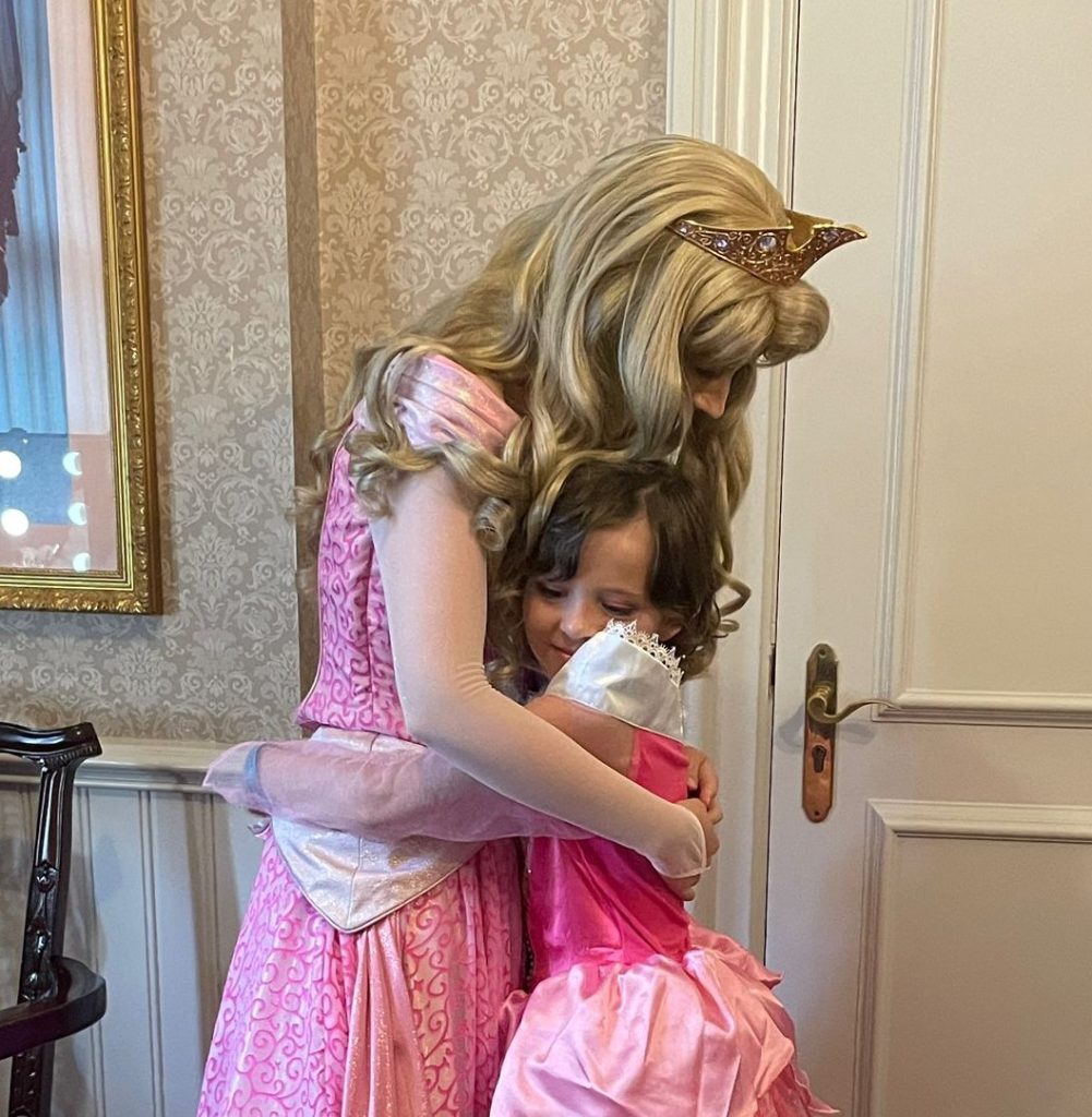 Lilou's Dream of Meeting Princess Aurora Comes True