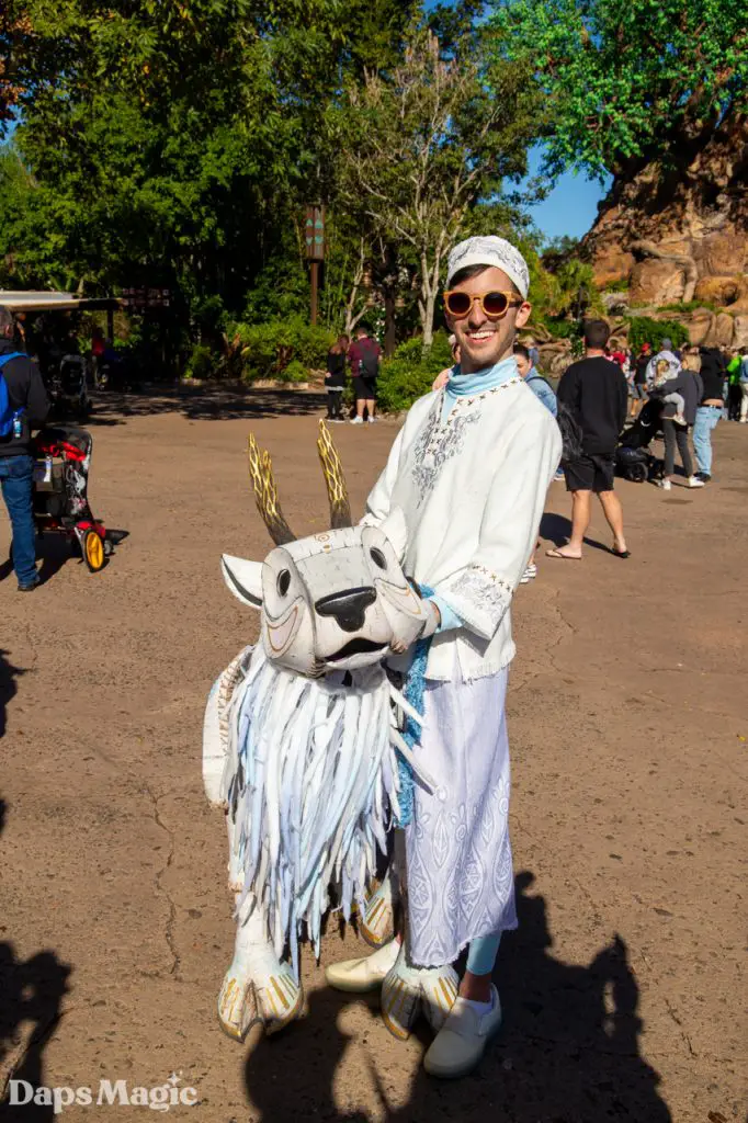 Merry Menagerie Brings Extra Holiday Magic to Disney’s Animal Kingdom