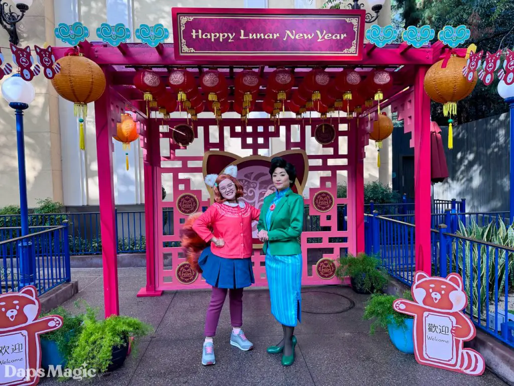 Mei Lee and Ming Lee Arrive at Disney California Adventure for Lunar ...