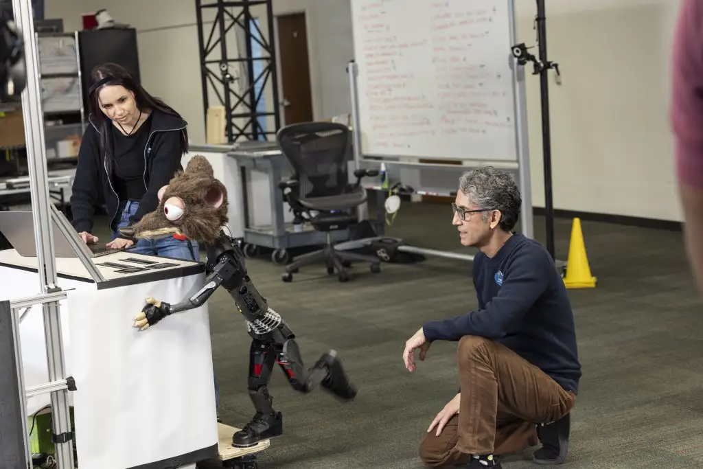 Walt Disney Imagineer Lanny Smoot Inducted Into National Inventors Hall ...