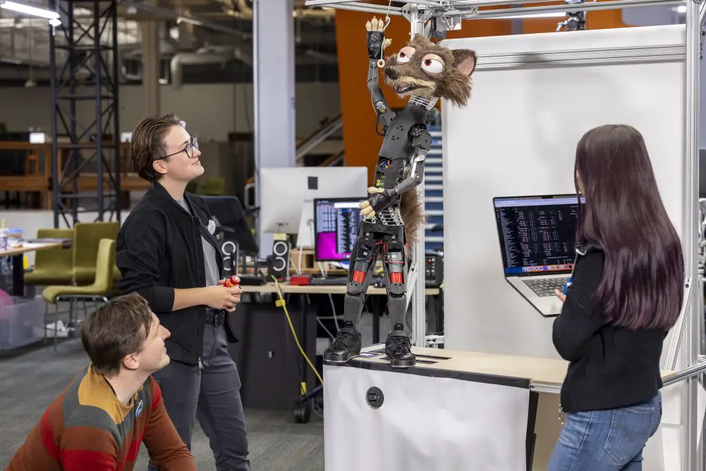 Walt Disney Imagineer Lanny Smoot Inducted Into National Inventors Hall ...